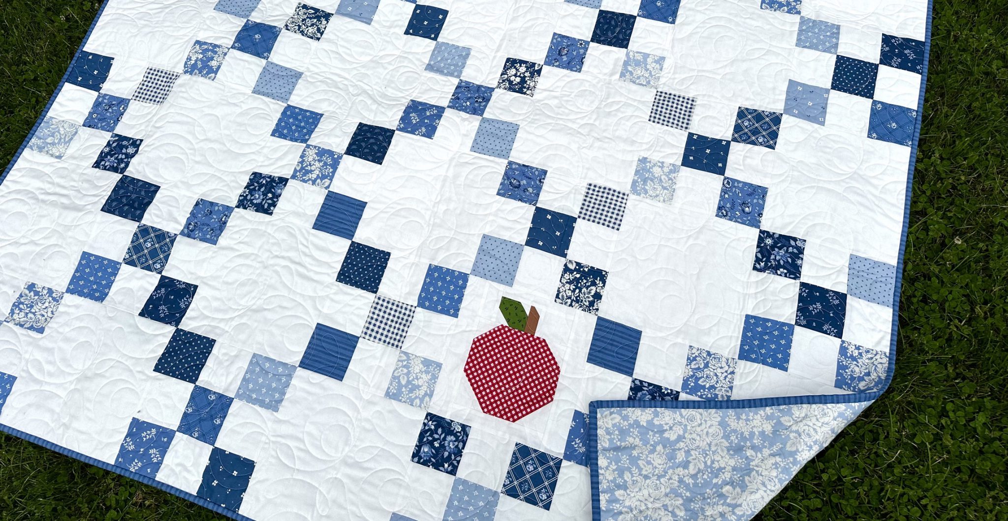 aurora quilt_slider - WeAllSew