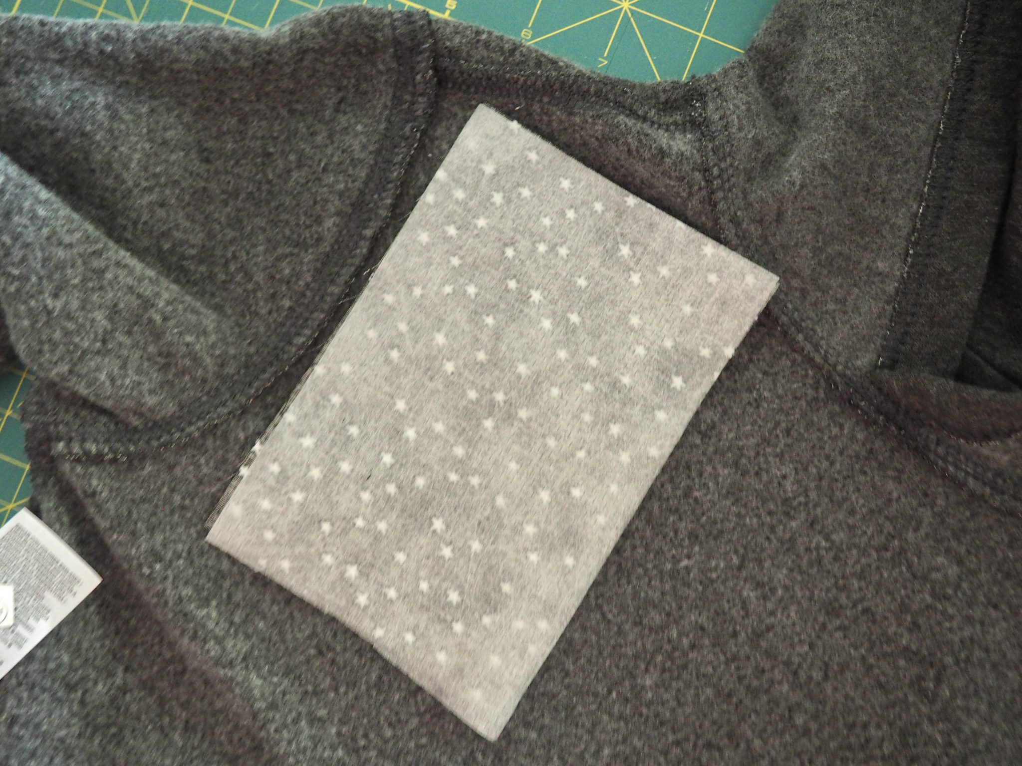 Quick & Cozy Reverse Appliquè Sweatshirt - WeAllSew