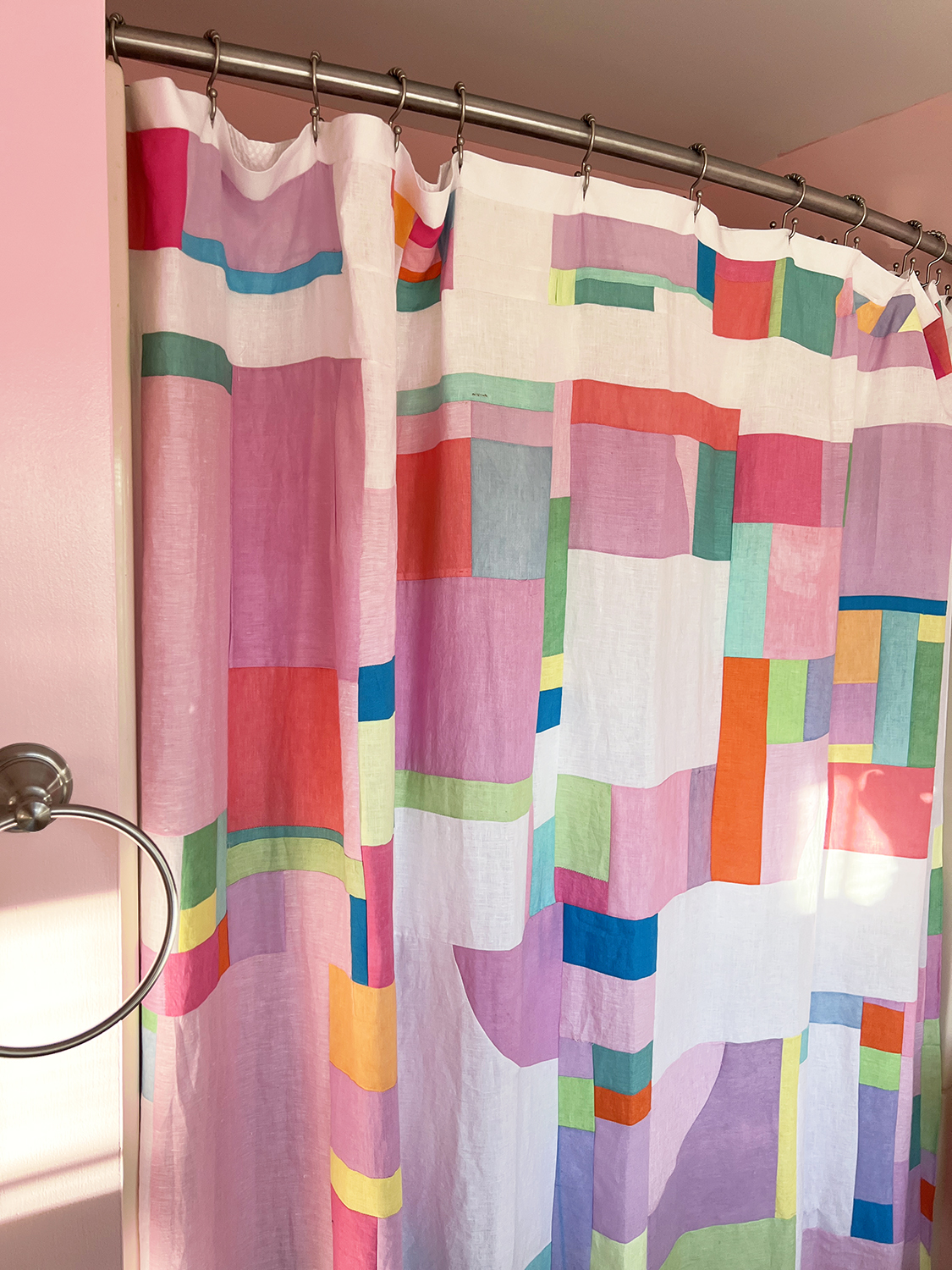 PATCHWORK SHOWER CURTAIN HANGING - WeAllSew
