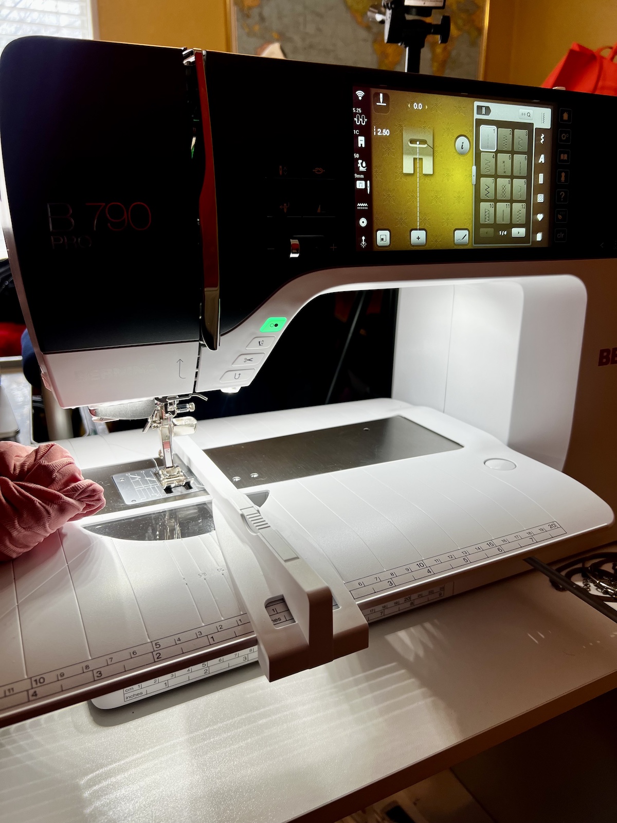 BERNINA B 790 PRO - WeAllSew