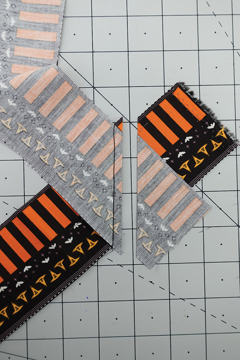 Boo Door Runner Tutorial_1200 x 800_033 - WeAllSew